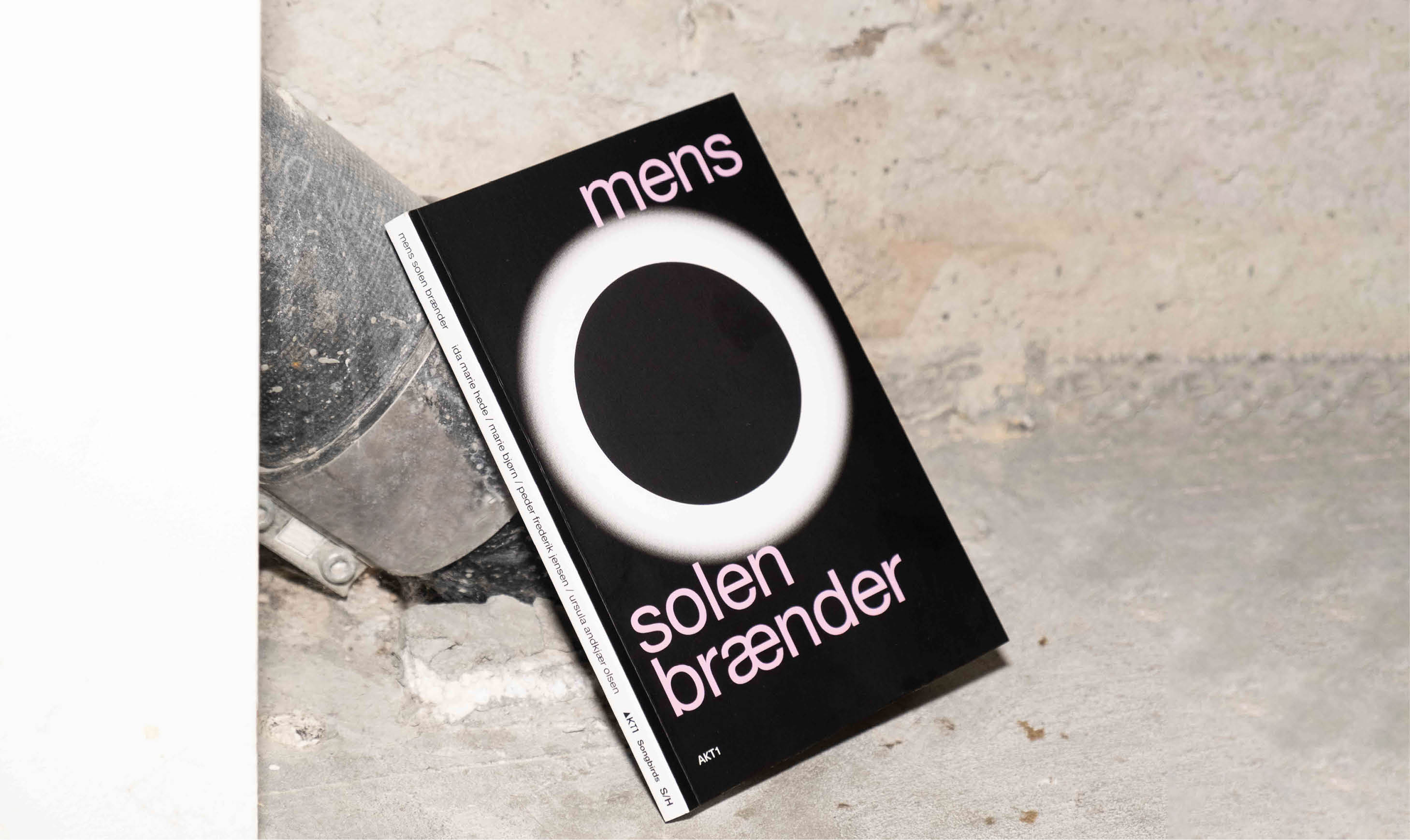 Hey Jack Studio — Men Solen Brænder